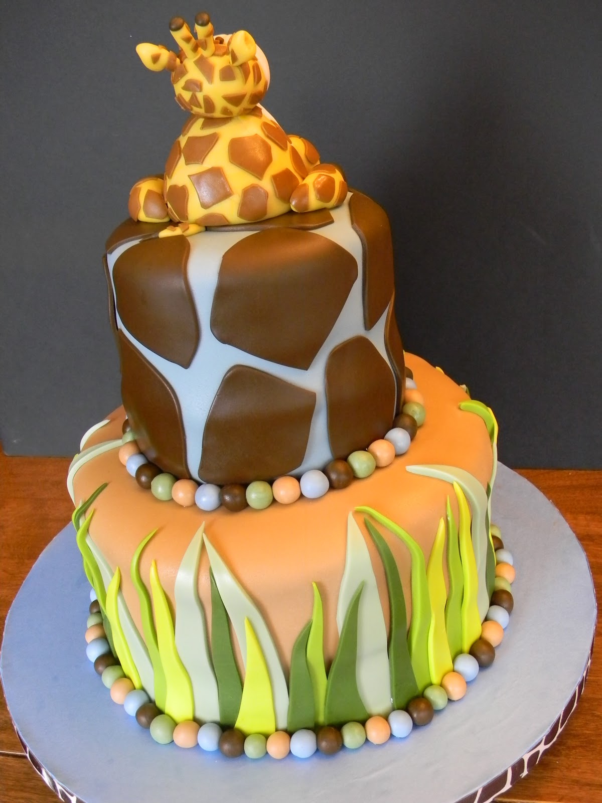 Couture Cakes by Angela: A Baby Giraffe for Caleb's 1st Birthday!
