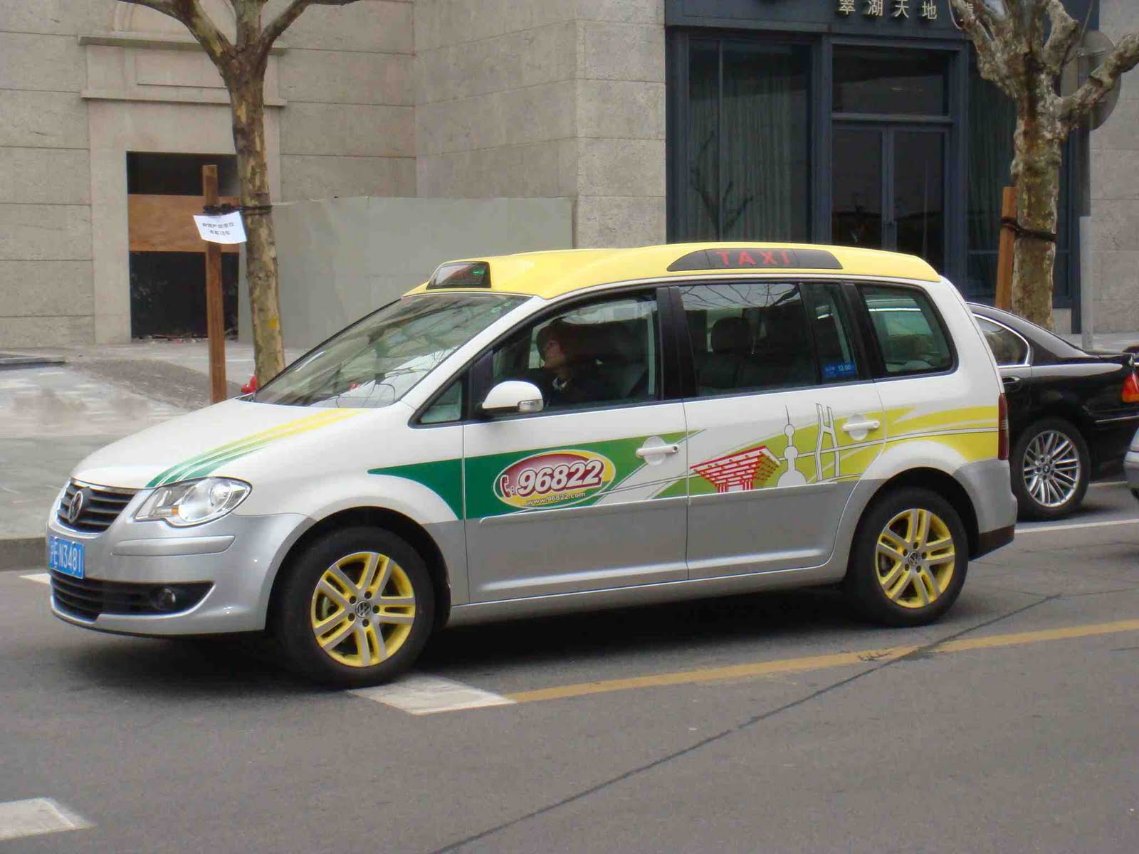 Jolene's Diary: New taxi cab for Shanghai Expo 2010