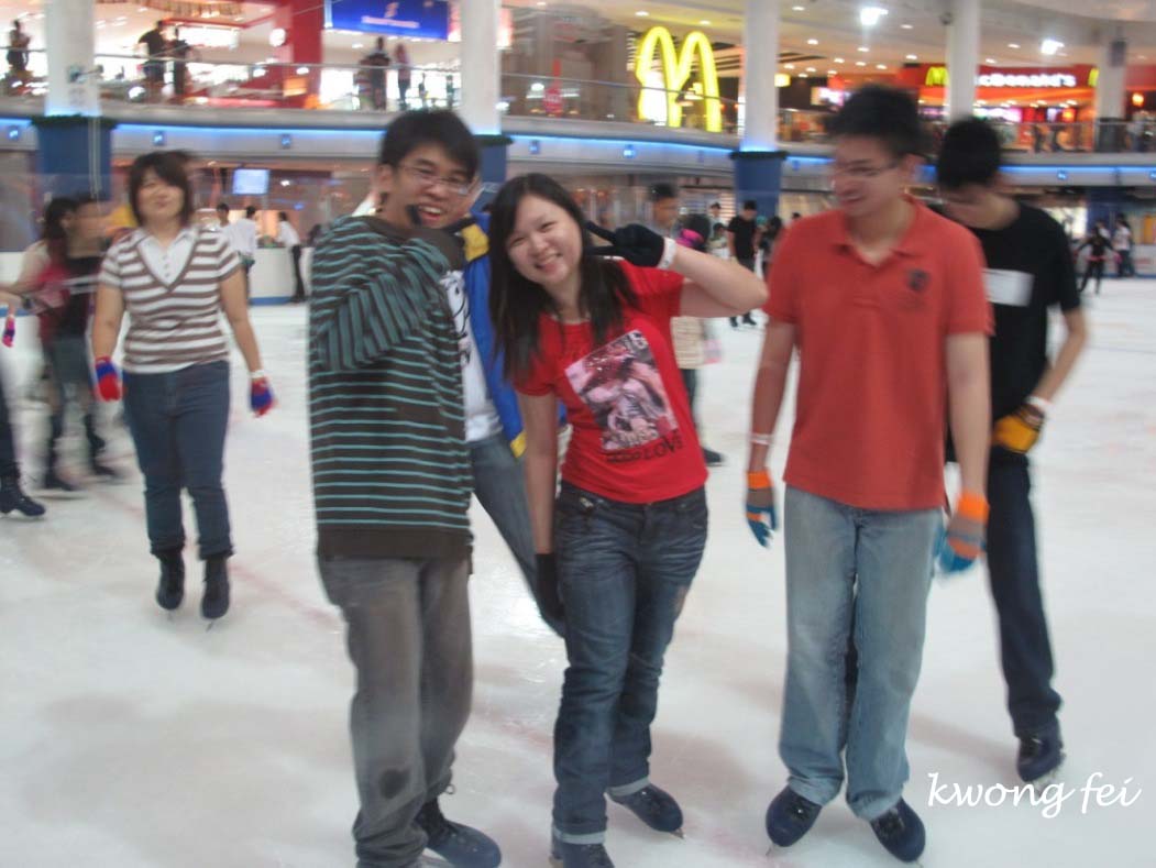 Ice Skating, Sunway Pyramid | Kwong Fei's Blog