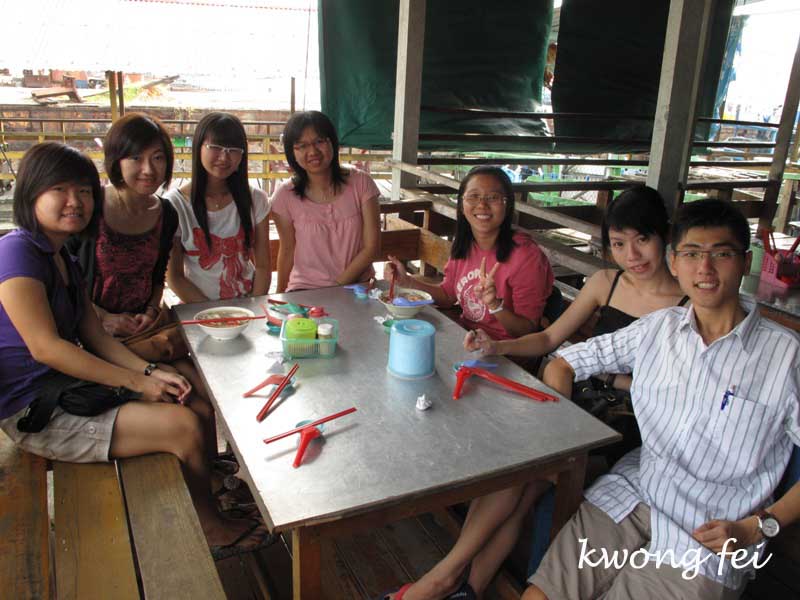 Kedai Makan Pukat @ Kampung Pukat Fishing Village, Sandakan | Kwong Fei ...