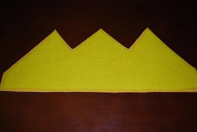 craftyc0rn3r: Super Mario Birthday Party - Princess Peach Felt Crowns