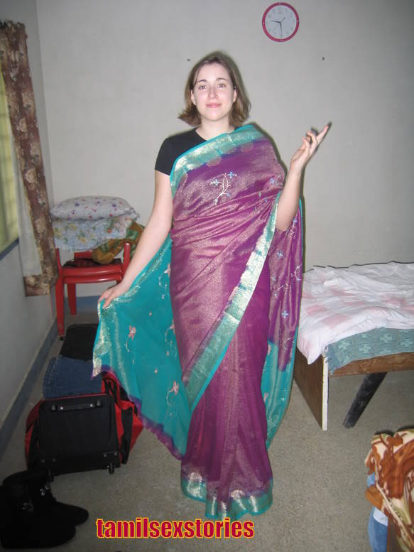 Beautiful Muslim Girls Nri Aunties Hot Photos In Saree