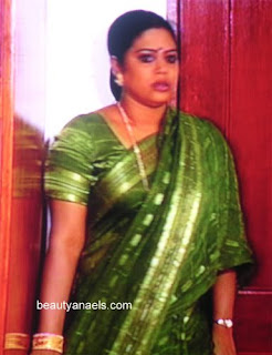 Serial actor Devi Priya hot saree boobs photos - pagmu