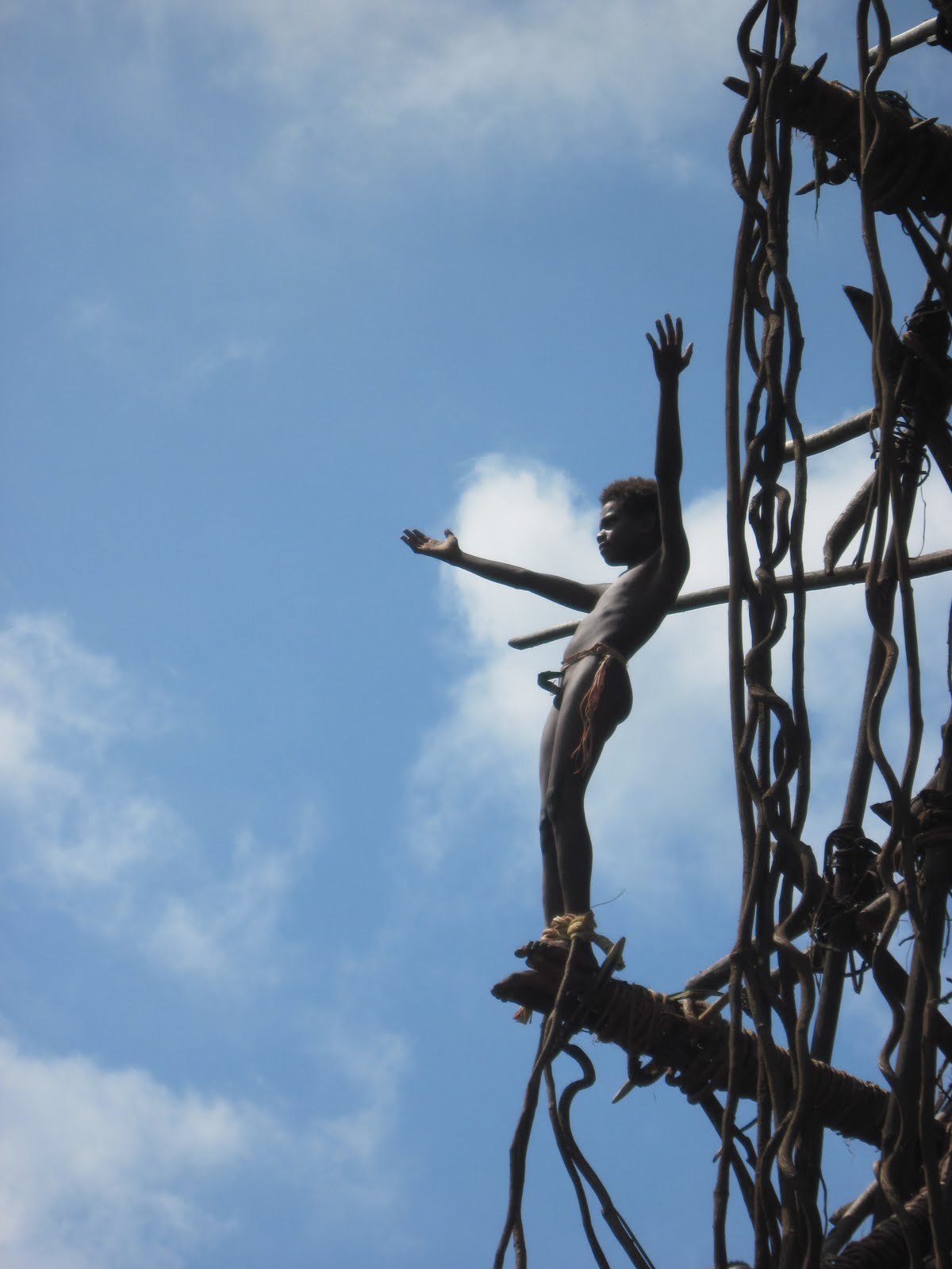 Life in the South Pacific: The original bungee jumping!