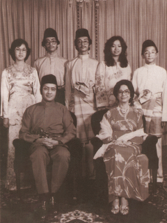 ColToRas a MEMOIR: MAHATHIR MOHAMMAD