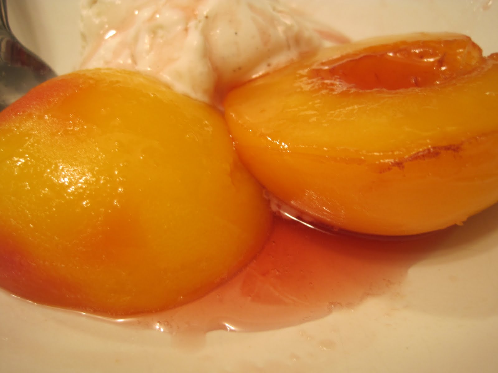 Corcoran Street Kitchen: Ginger-Wine Poached Peaches