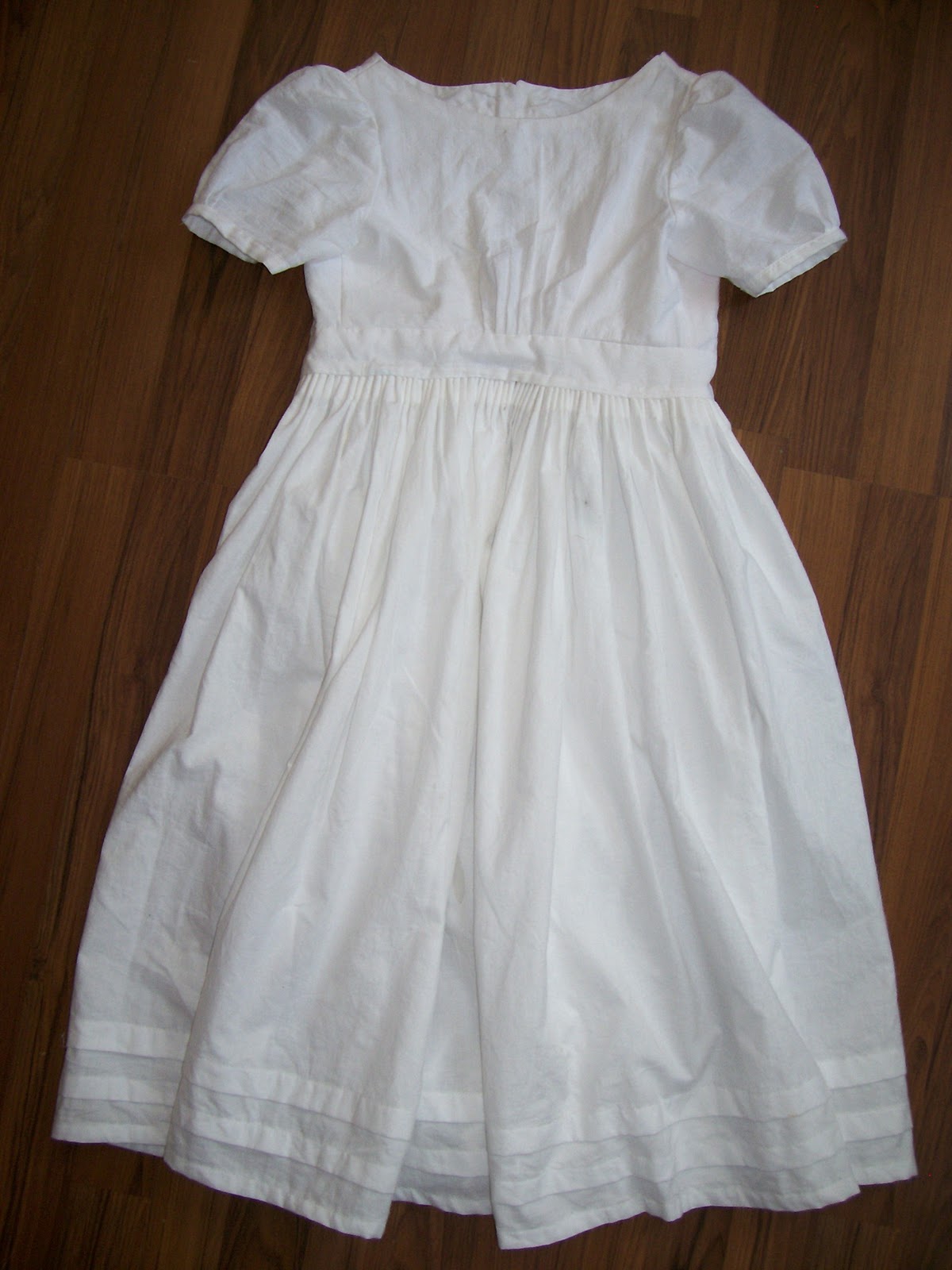 Stitches Through Time: Jessica's White Muslin Dress