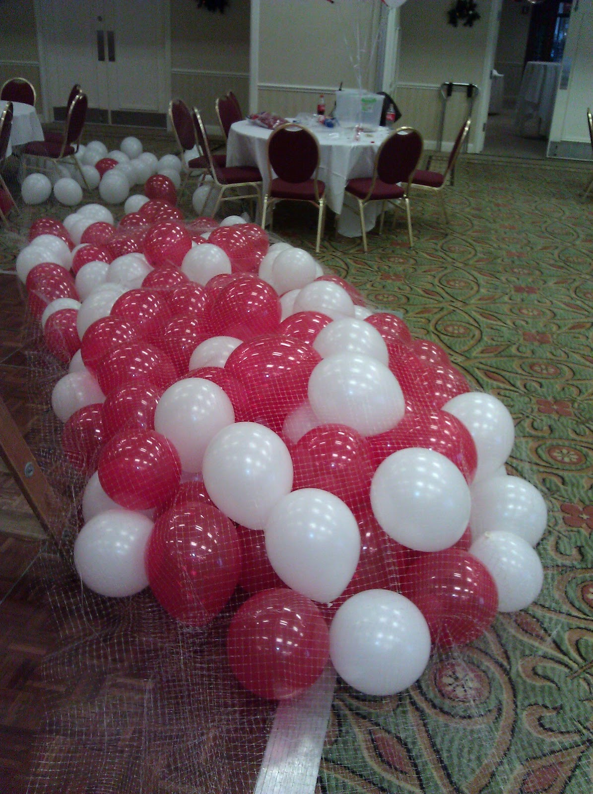 365 Days of Balloons: December 2010
