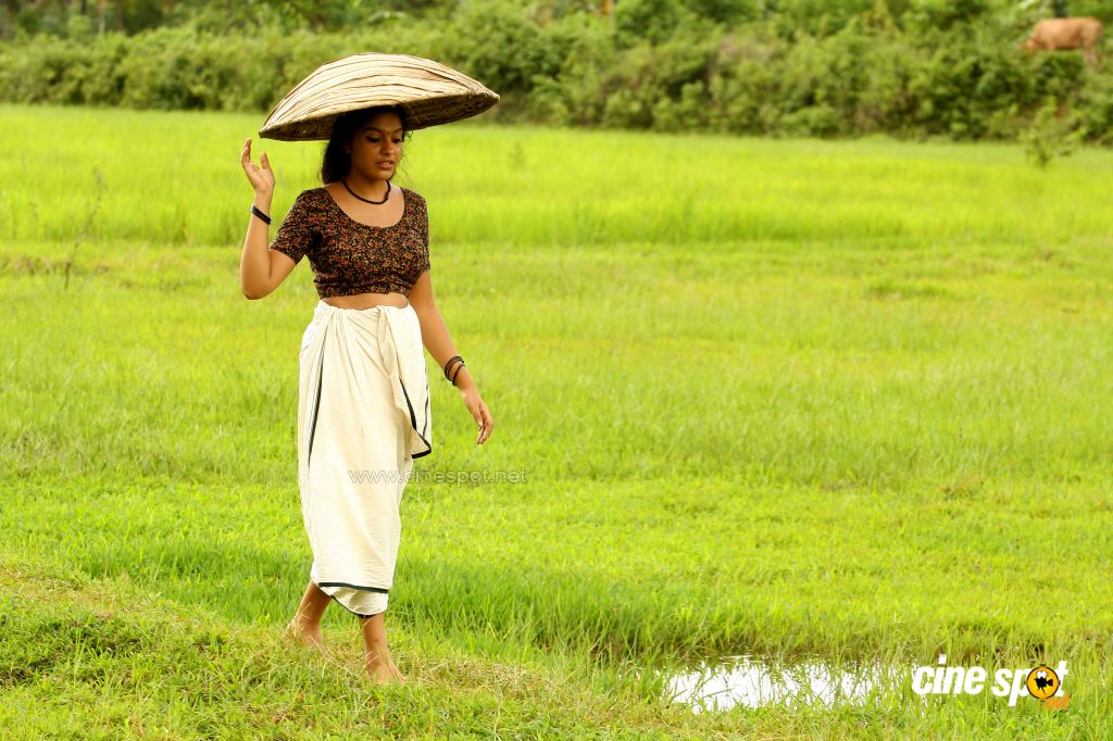 Malayalam Movie World - Hot Actress Sexy Photos, Latest movie news ...