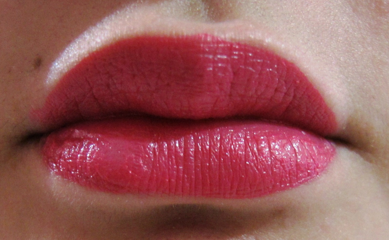 Make-up & Mia: NYX Round Lipsticks Swatches