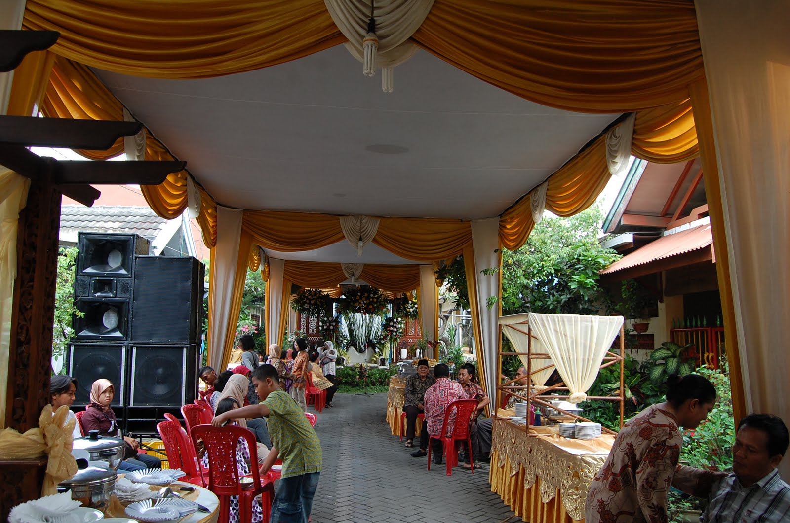 Rias Pengantin AGIS: display catering dan terop agis