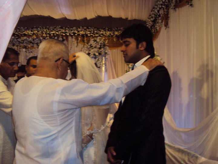 StEpHeN dEvAsSy "The Muzikal Mozart": StEpHeN DeVaSsY's MaRrIaGe pIcS....