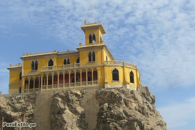 Arequipa: El Castillo de Forga : Mansión de ilusiones de Mollendo