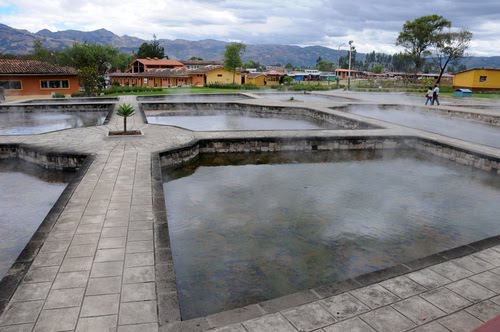 The Peruvian Backpacker - PerúEstilo.pe: Los Baños del Inca, the marvel ...