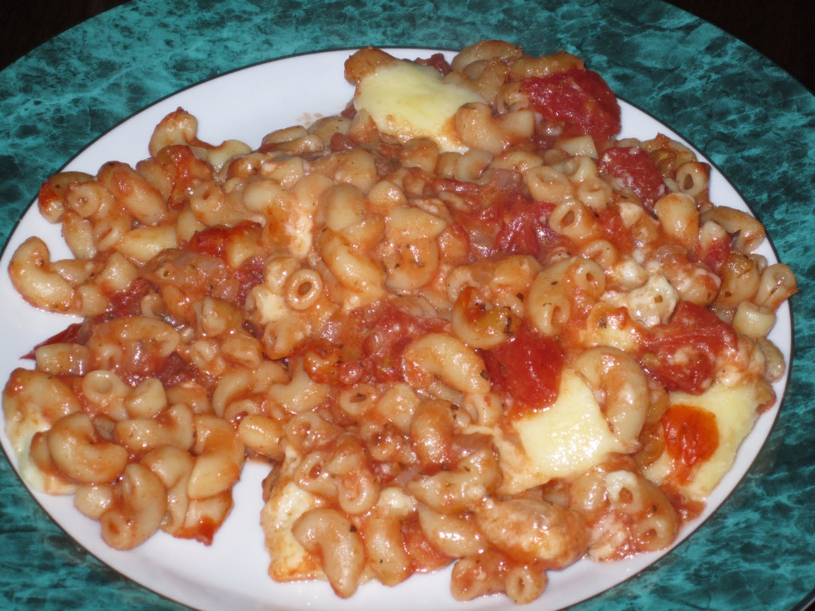 Cuisine chic et simple: Délicieux macaronis gratinés aux tomates de Viviane
