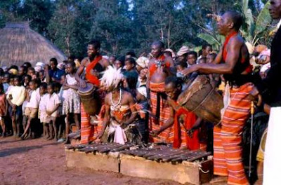 IMAGENS, MITOS E ARQUÉTIPOS: BATUQUE