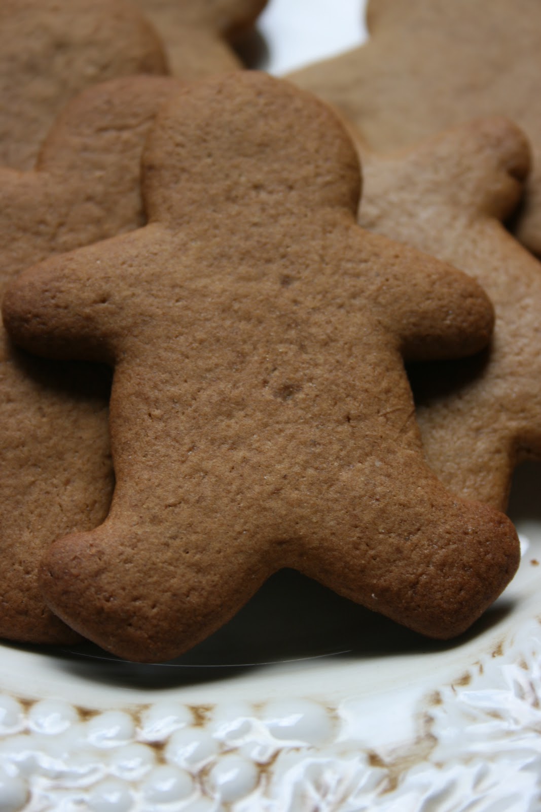 A Half Baked Life: Shiny Happy Gingerbread People