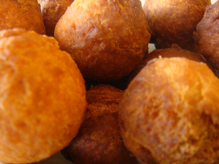 vive la vida: SNACK AFRICANO PARA DESPEDIR EL MUNDIAL: PAN DULCE FRITO!!