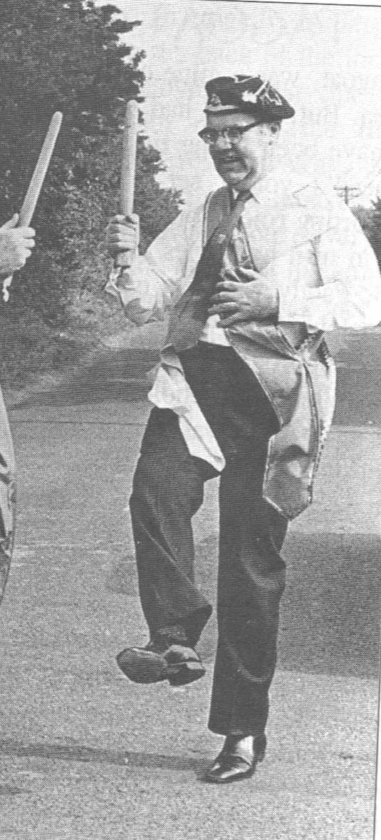 The Banks of the Boro: Phil Berry sings The Leo Carty song