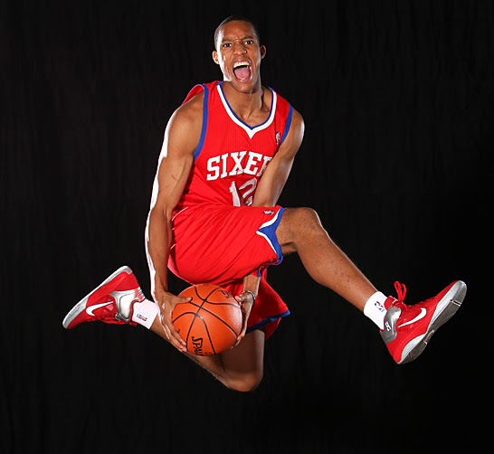 TheWizWit: Evan Turner Goes for Funk Dunk Pose, Others Look Silly