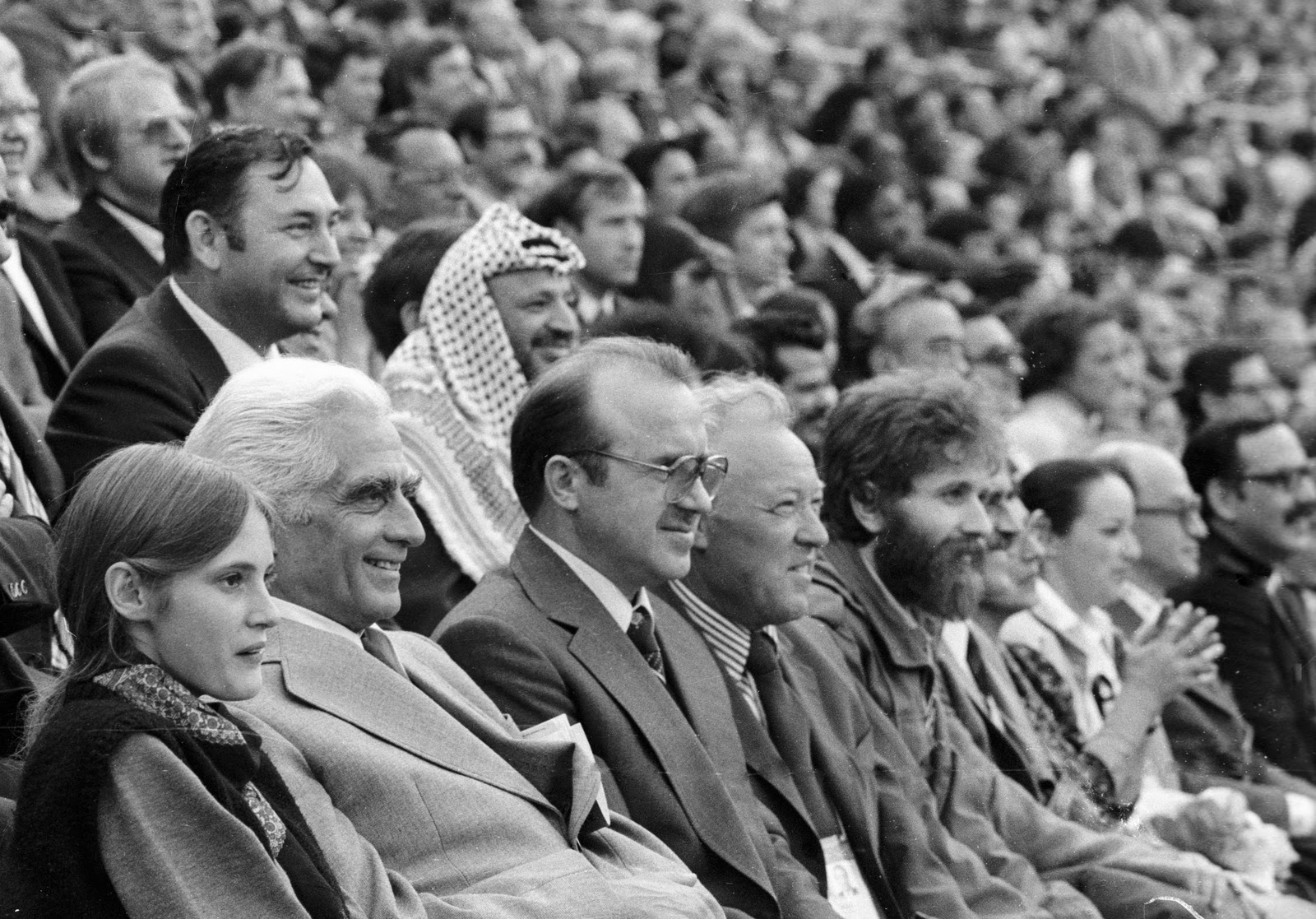 Álvaro Cunhal - Retrato pessoal e íntimo: Ana Cunhal em Moscovo com o pai