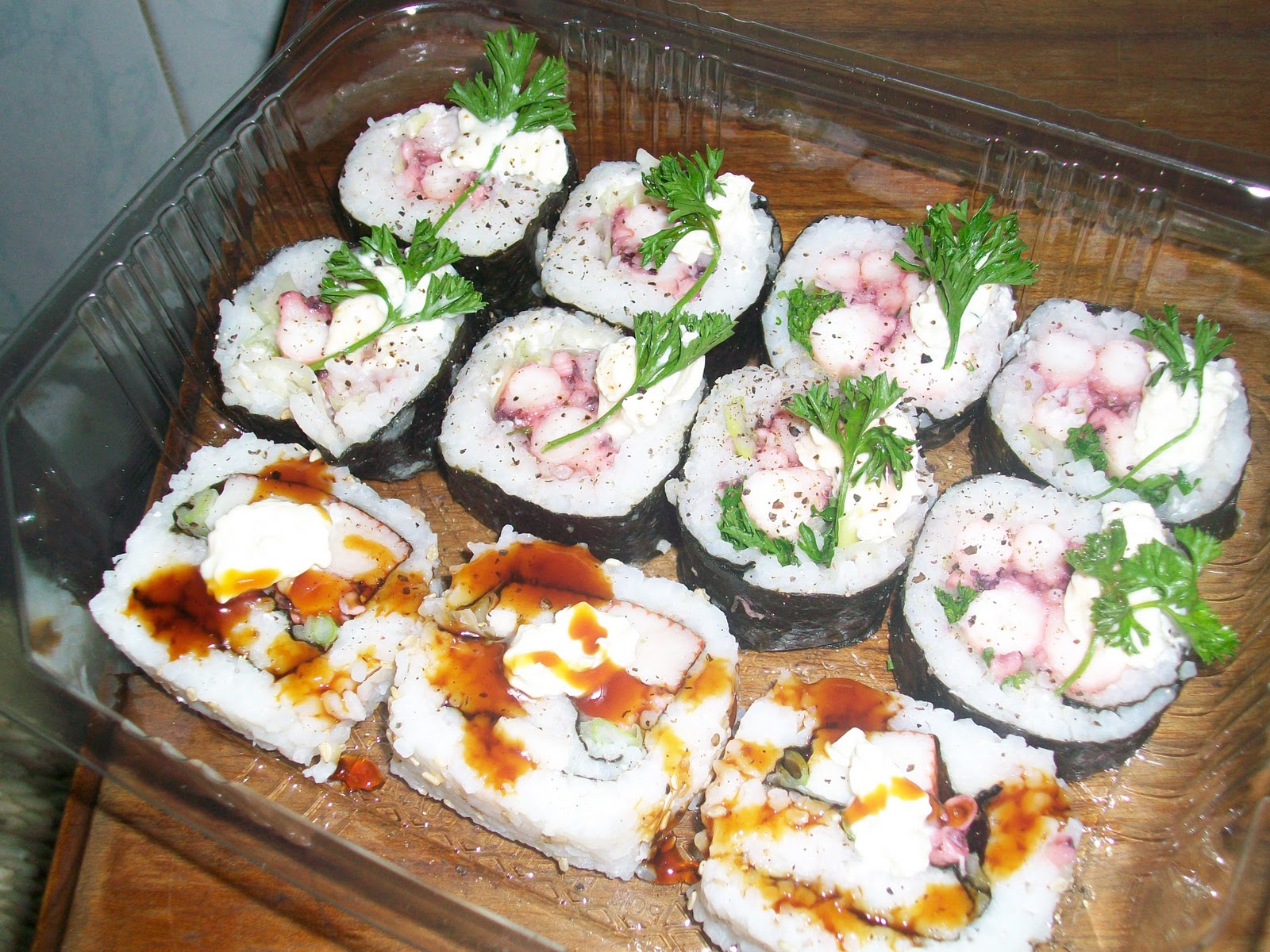 Ichi-Ni-San Sushi's: octubre 2010