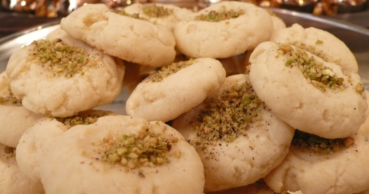 The Colors Of Indian Cooking: Nan Khatai, the Great Indian Holiday Cookie.