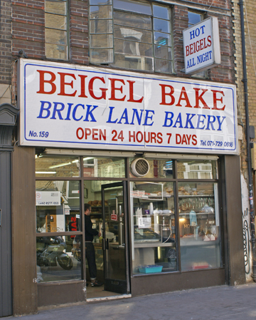 A Buffalonian Abroad: Brick Lane Beigel Bake: A Proper Bagel in Crumpet ...