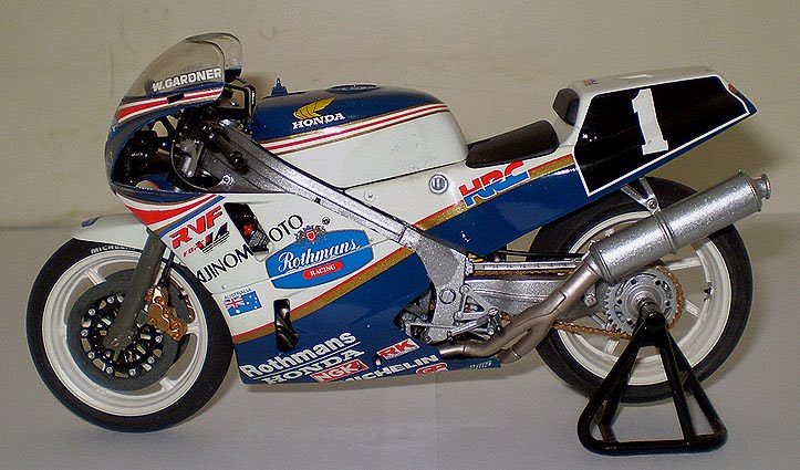 Alex Garage - Honda RVF Endurance