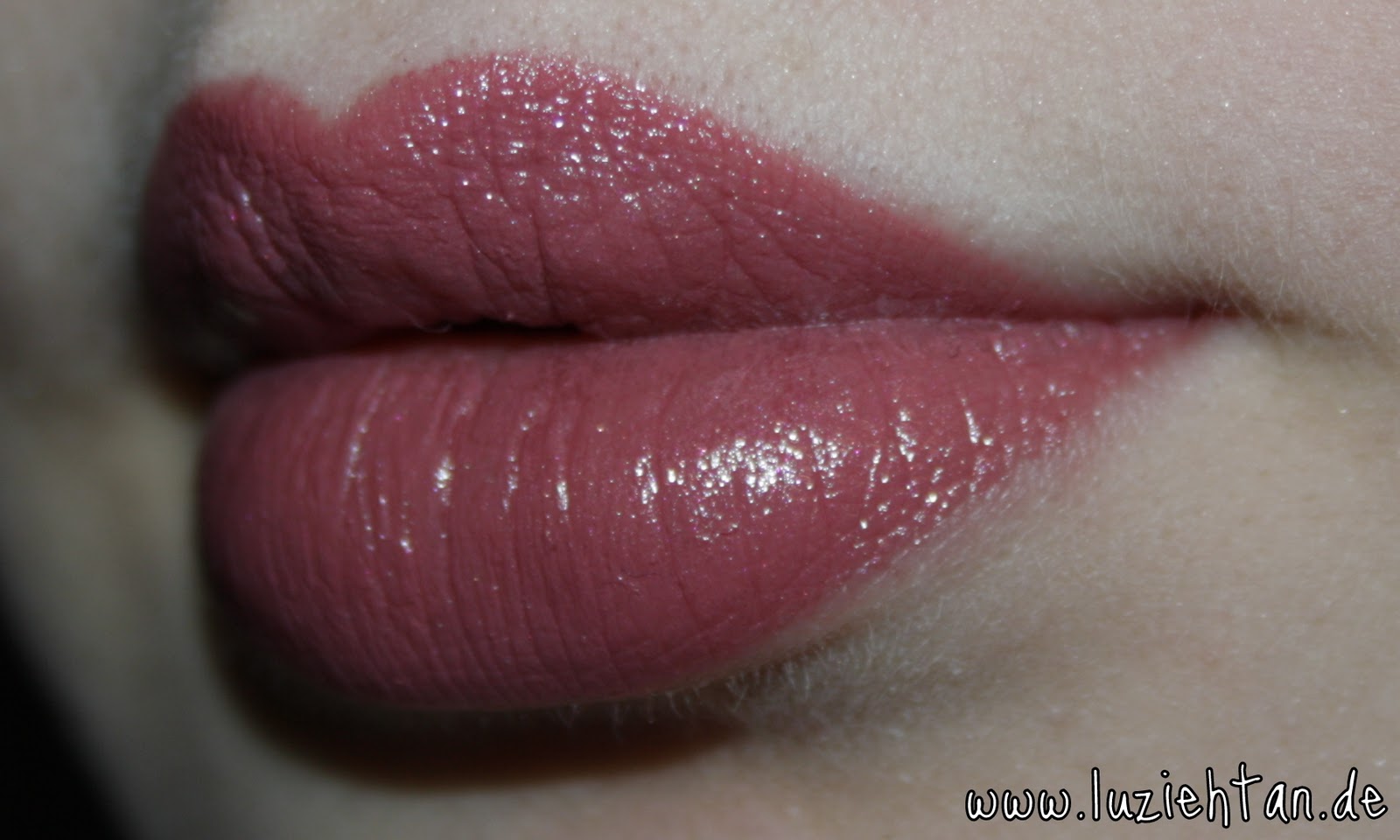 Lipsticked. ♥: Estée Lauder - 1AG Midnight Rose