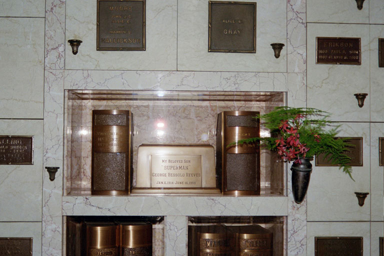 Los Angeles Morgue Files: "Superman" Actor George Reeves 1959 Mountain ...