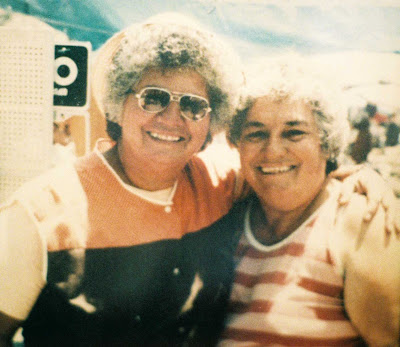 LA LETRA ESCARLATA: Toda la vida juntas y toda la muerte también