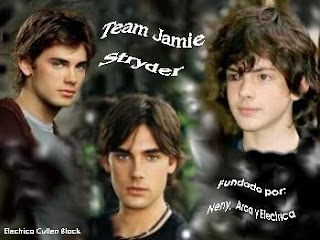 Eléctrica obsesión: Feliz Navidad, Nessie