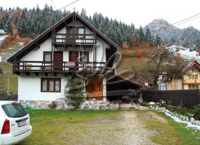 Pensiuni Rasnov-Bran-Moeciu: Vila Claudia - Moeciu