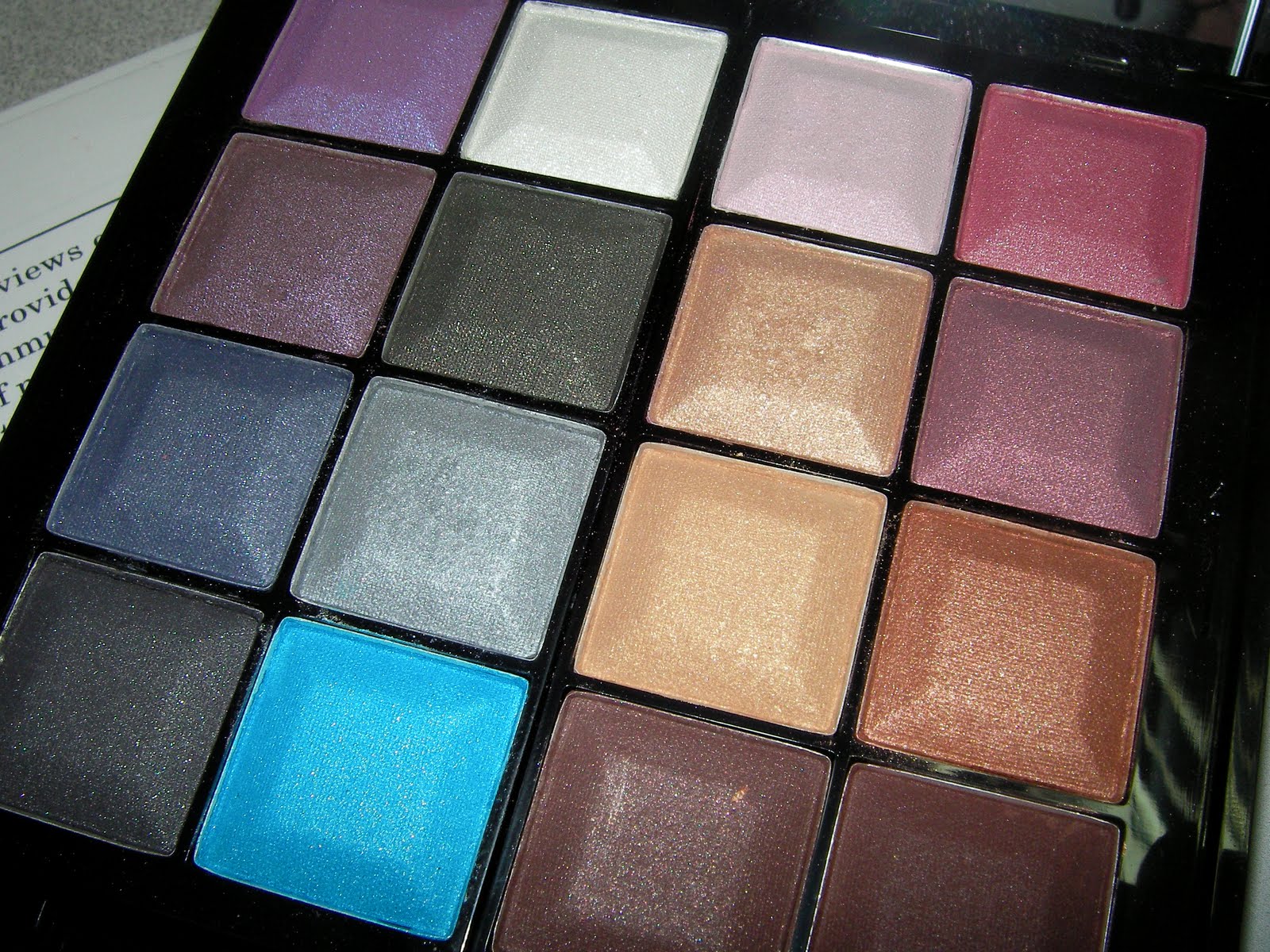 dahlgren: Product Review: NYX Make Up Box