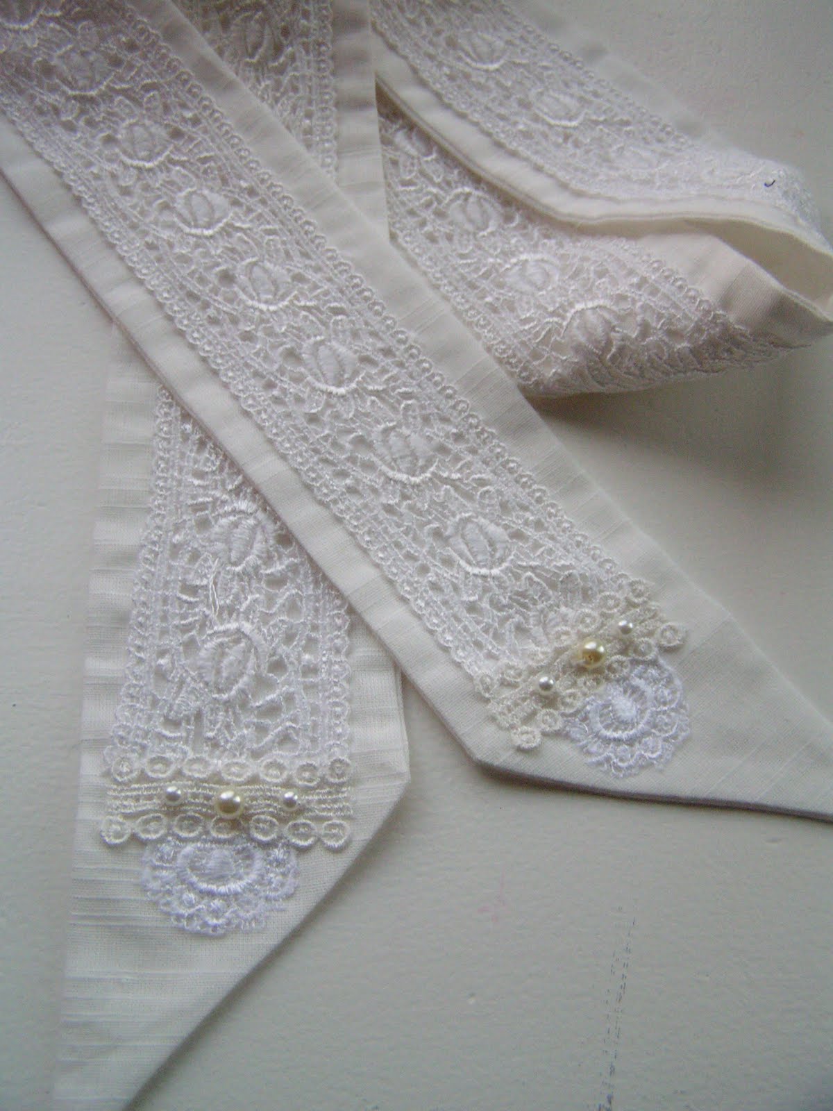 Tea Rose Home: Tutorial~Romantic Sash~