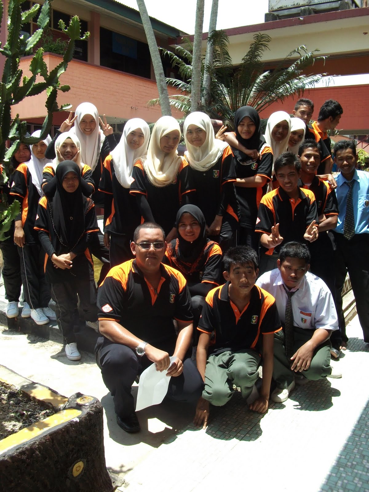 PANITIA REKA CIPTA@SMK AYER HITAM: AJK KELAB REKA CIPTA SMKAH 2010
