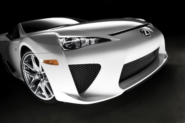 Lexus LFA chassis and bodywork are constructed using advanced Carbon ...