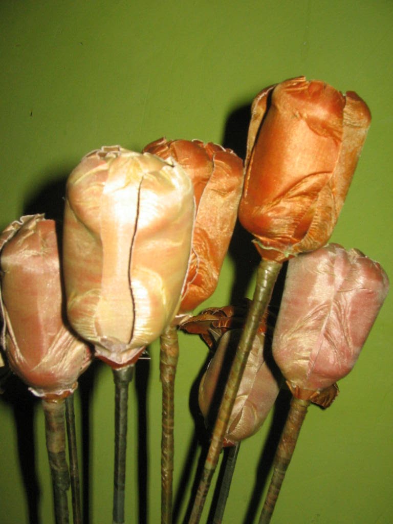 30+ Koleksi Baru Membuat Kerajinan Bunga Dari Daun Pisang Kering