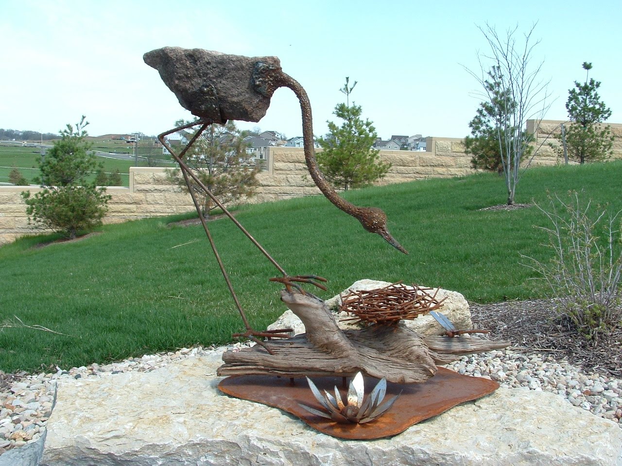 HJ METALSMITH: Nesting Rock Bird