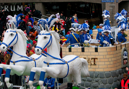CARNIVAL IN COLOGNE!!!!