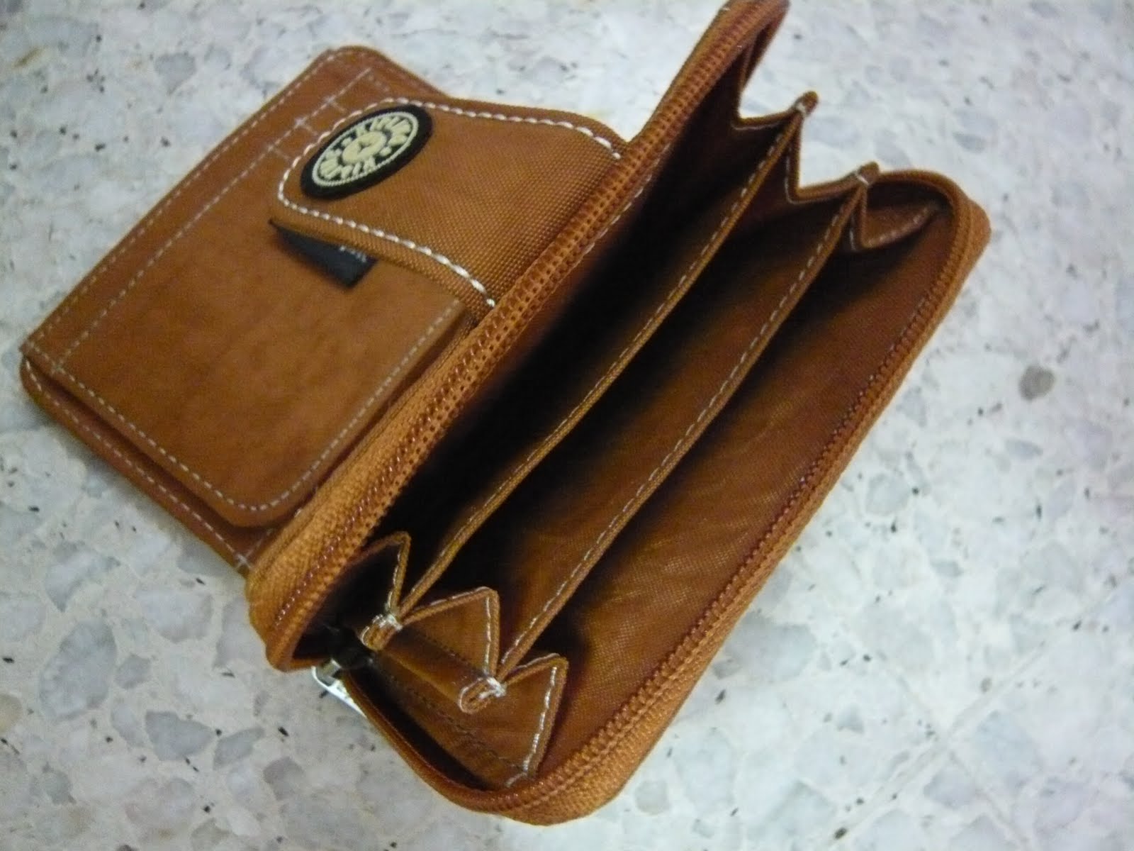 Simply Gears: Kipling Wallet - Brown