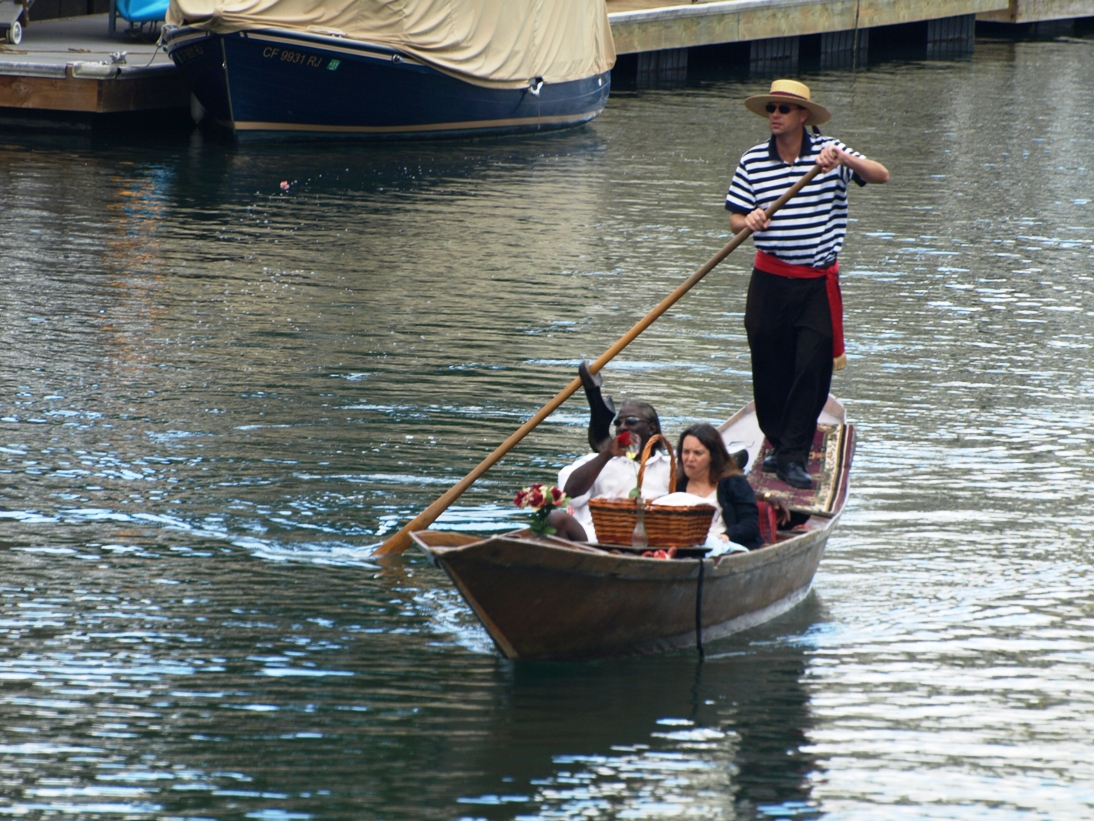 The Gondola Blog: Another Look at the Pupparin in Alamitos Bay