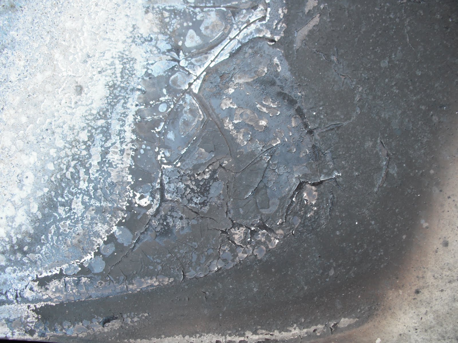 Burnt Metal Textures - Naomi Hoang