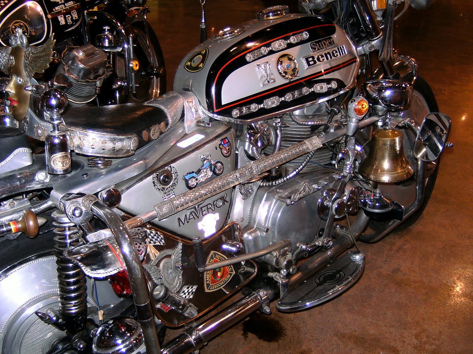 The Many Thoughts of HarleyGirl: Extreme Motorcycle Bling