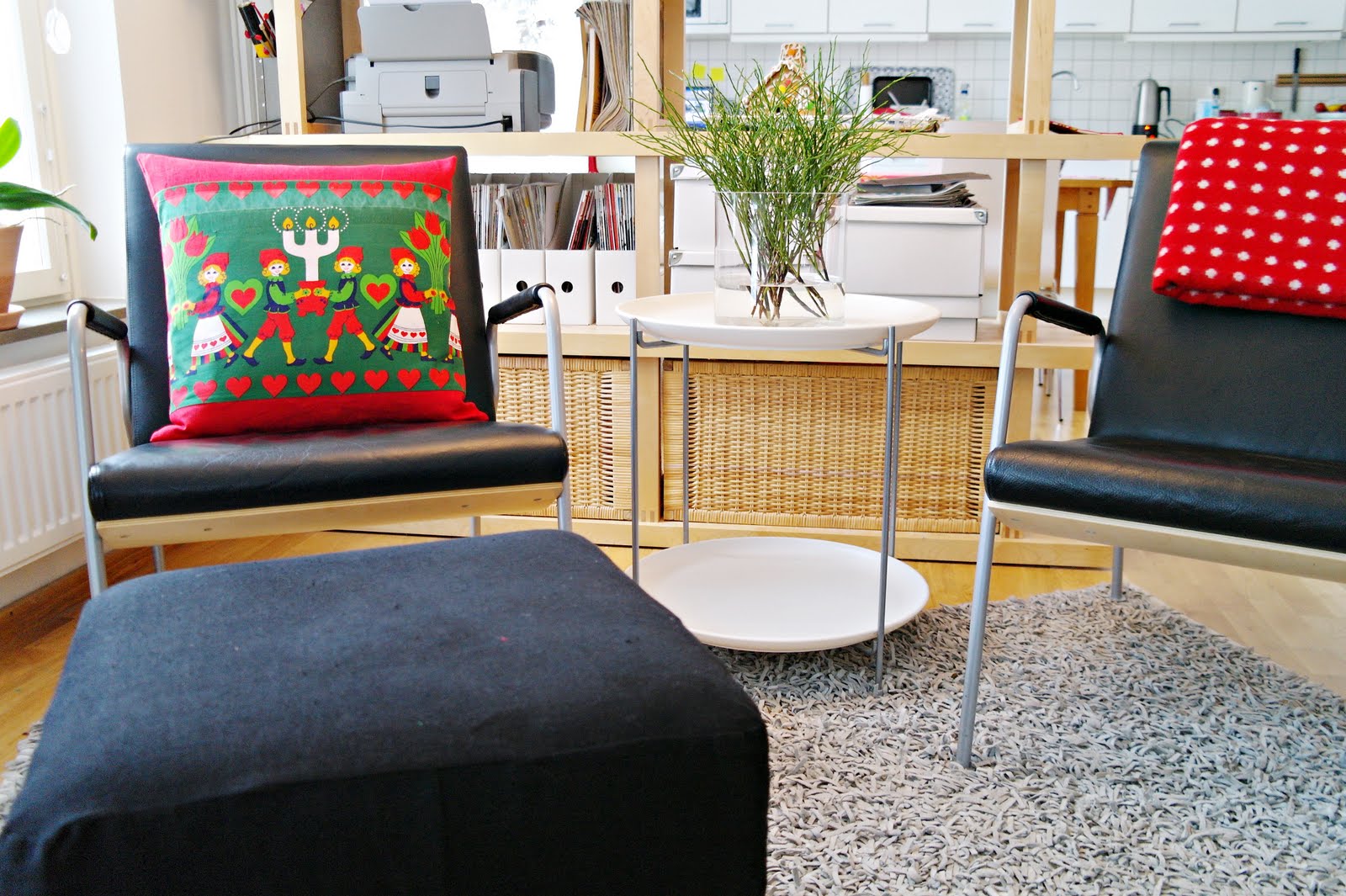 MYNTA SYR: Julpyssel