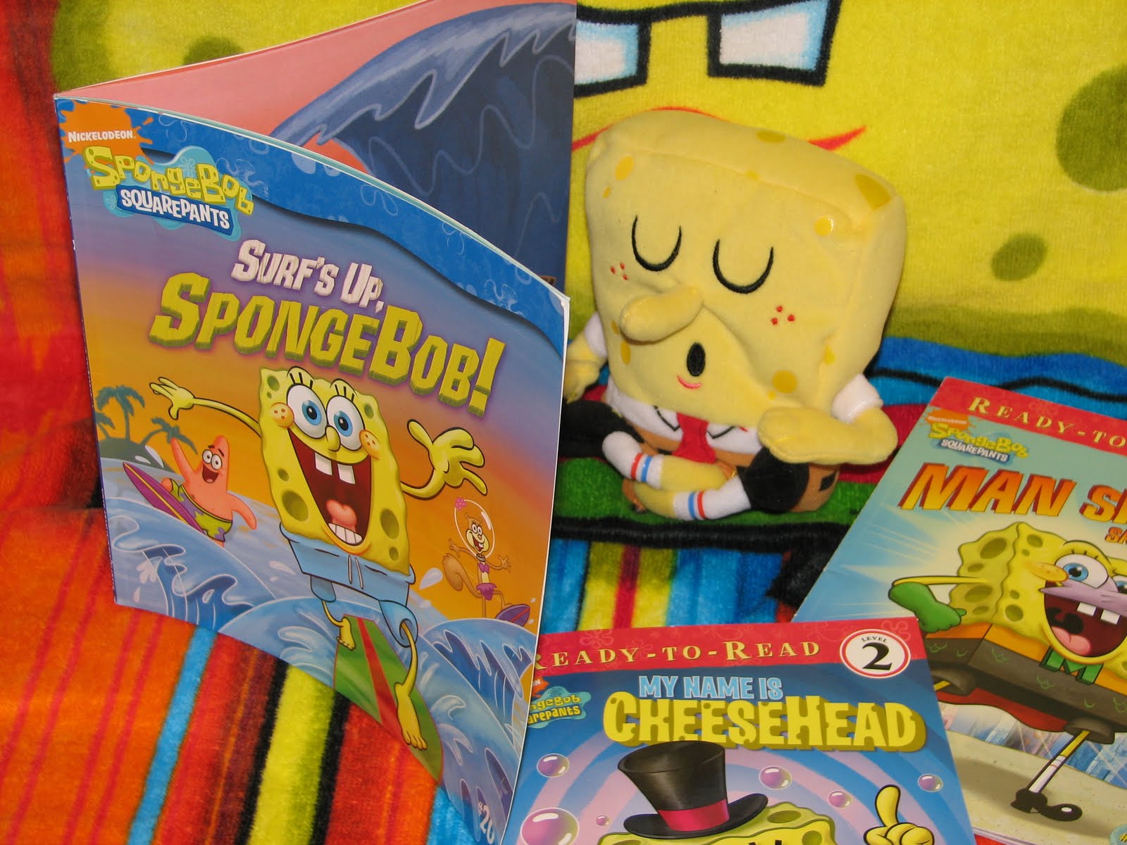 RILEY AND STAR MY MALTESE KIDS: SPONGEBOB DOES A GOOD DEED.