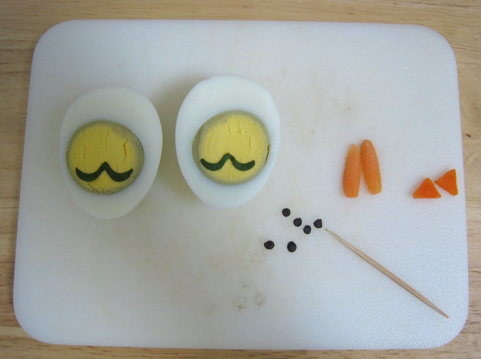 Egg Faces Tutorial, Perfect for Easter