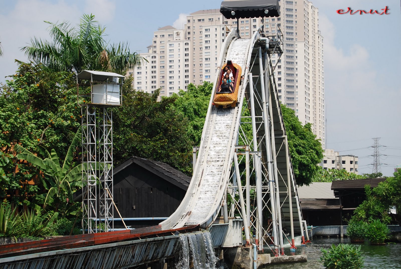 BaLa KuRaWa eRNuT: niagara-gara....