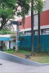 Branco Não é o Tom: O Hospital Santa Elisa